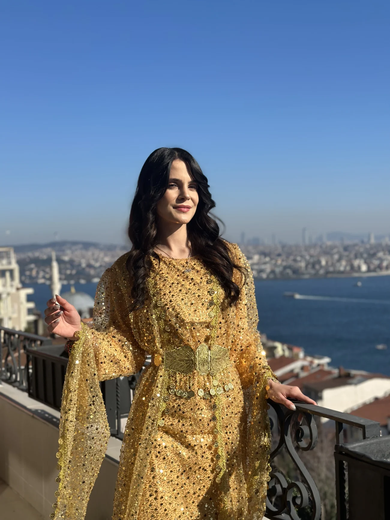 Özel Dikim Taşlı Gold Kiras-Fîstan - Kurdistan Eva